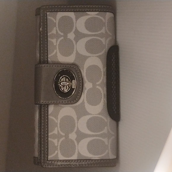 Coach | Bags | Coach Bifold Check Wallet With Turn Lock Gray Jacquard ...